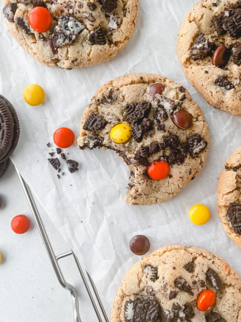 Peanut Butter Oreo Cookies